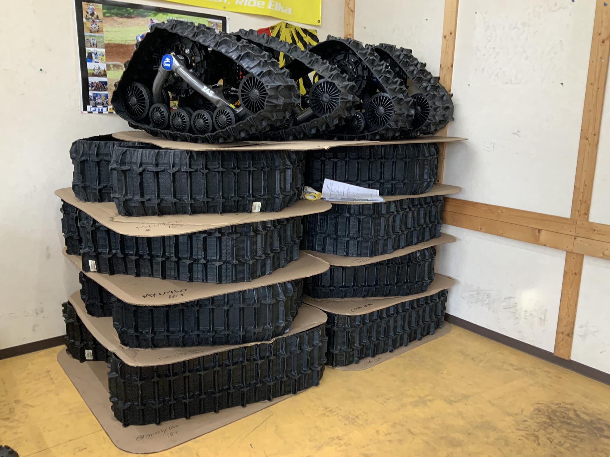 CAMSO X4Sトラックシステム入荷〜 – PRO ATV SHOP Maverick